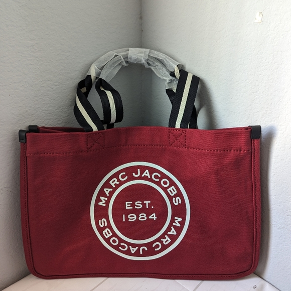 Marc Jacobs | Bags | Nwt Marc Jacobs H52m06fa2 Signet Large Canvas Tote ...